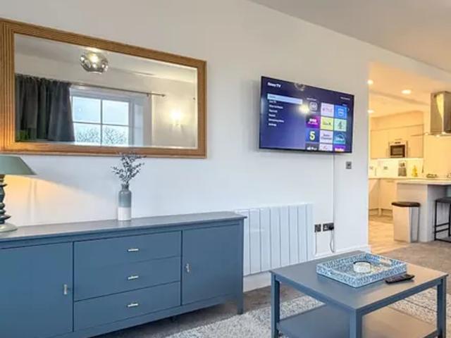 Wirral, CH41 6AZ, United Kingdom | 2 bed apartment for rent #164000989 | Rentberry