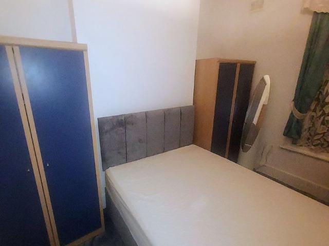 Wisteria Road, London SE13, Room to rent, £750 pcm | PrimeLocation