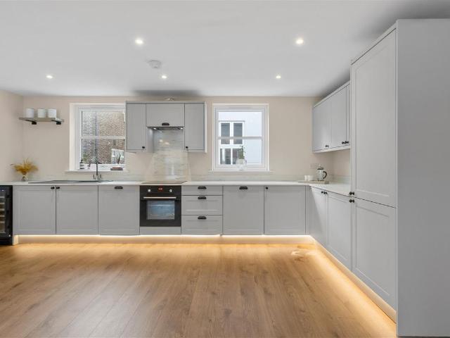 Wish Road, Eastbourne BN21, 2 bed property to rent, £1,300 pcm | PrimeLocation