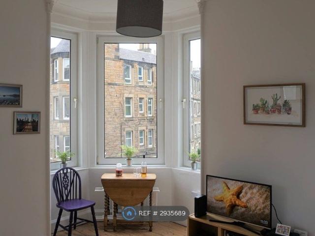Wishaw Terrace, Edinburgh EH7, 1 bed flat to rent, £1,100 pcm | PrimeLocation
