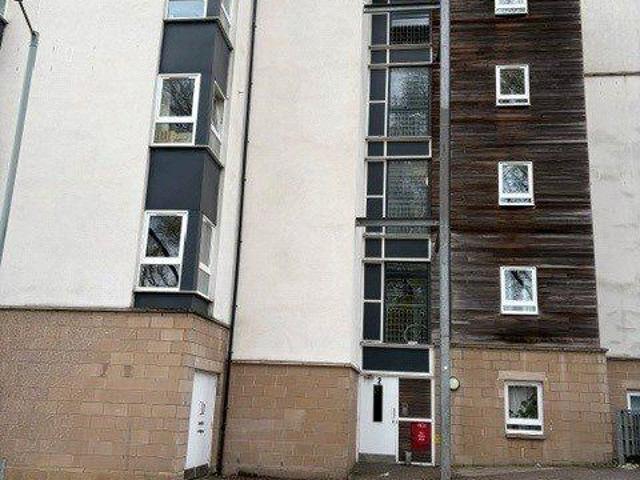 Wishaw Terrace, Midlothian EH7 2 bed flat to rent £1,450 pcm £335 pw