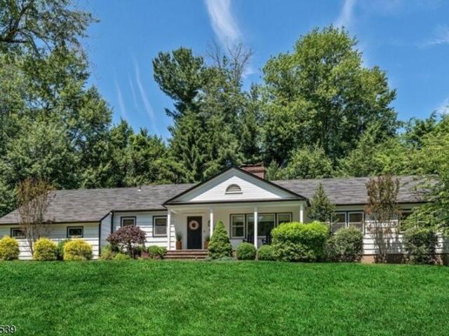 Wishing Well Rd, Wyckoff, Home For Sale