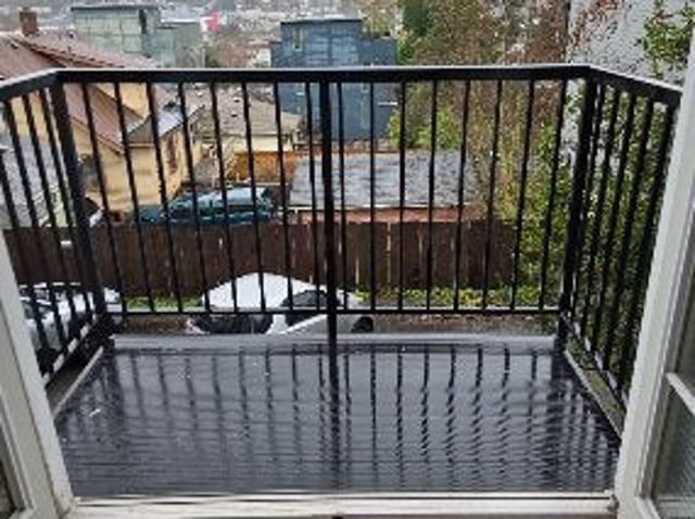 With Balcony and Free Reserved Parking in Magnoli