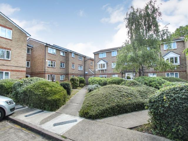 Witham Court, Thant Close, Leyton, London E10, 1 bed flat to rent, £1,400 pcm | PrimeLocation