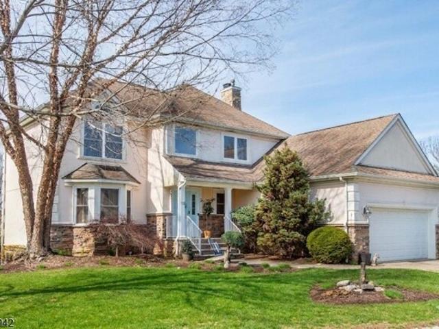 Witherwood Dr, Hardyston, Home For Sale