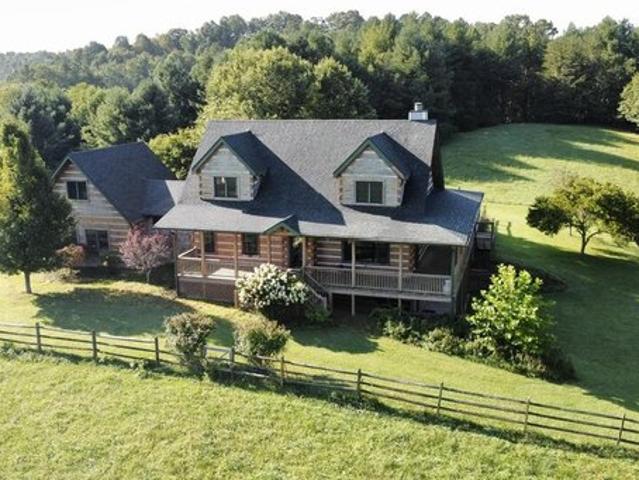 Withheld By Seller, Woodlawn, VA 24381