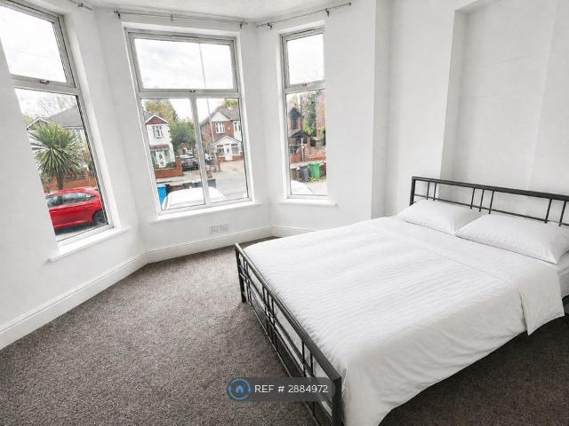 Withington Road, Manchester M16, 1 bed flat to rent, £880 pcm | PrimeLocation