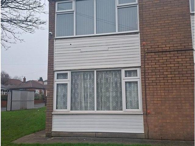 Withins Lane, Bolton BL2, 1 bed flat to rent, £675 pcm | PrimeLocation
