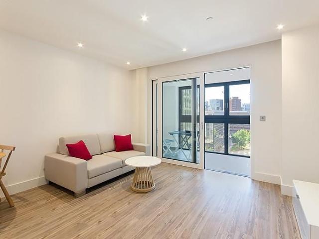 Wiverton Tower, New Drum Street, Aldgate, London E1, 1 bed flat to rent, £3,033 pcm | PrimeLocation