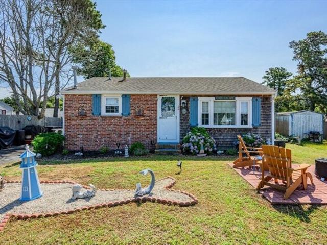Wixon Rd, Dennis, Home For Sale