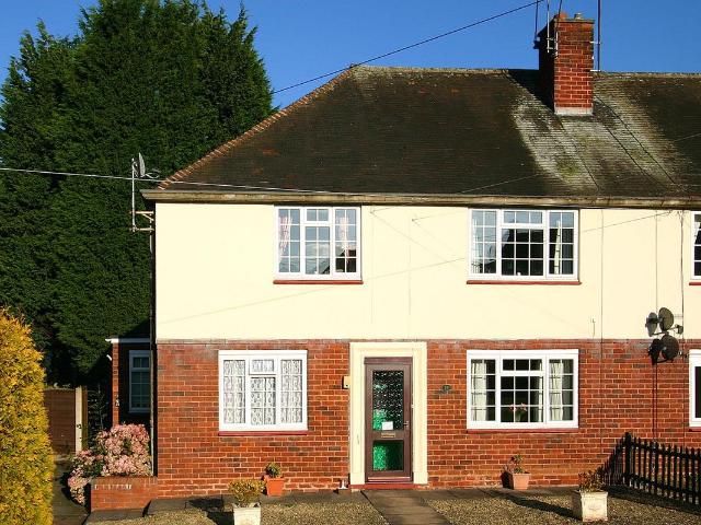 Wombourne, Meadow Lane WV5, 2 bed maisonette to rent, £825 pcm | PrimeLocation