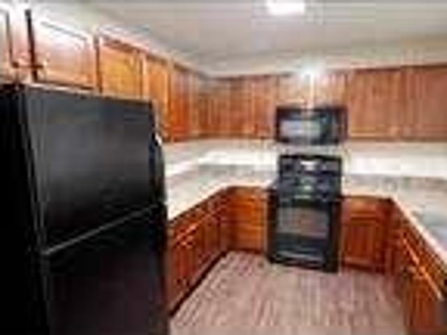 Wonderful 3BD 2BA $1887 Per Month