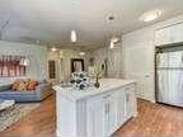 Wonderful 1 BD 1 BA Available $2530/Month