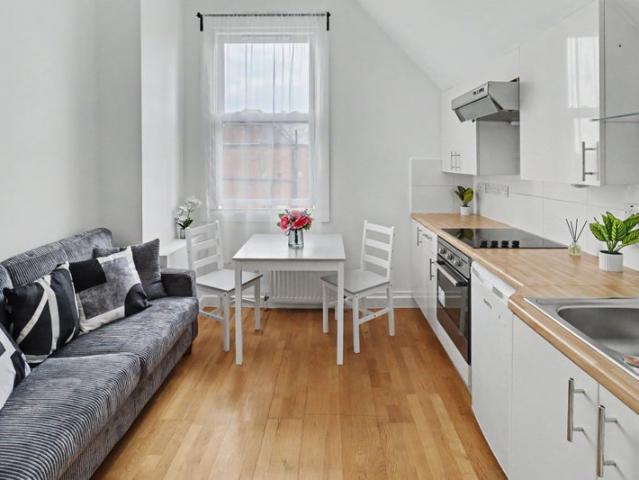Wonderful 1 Bed Flat Incl. Bills