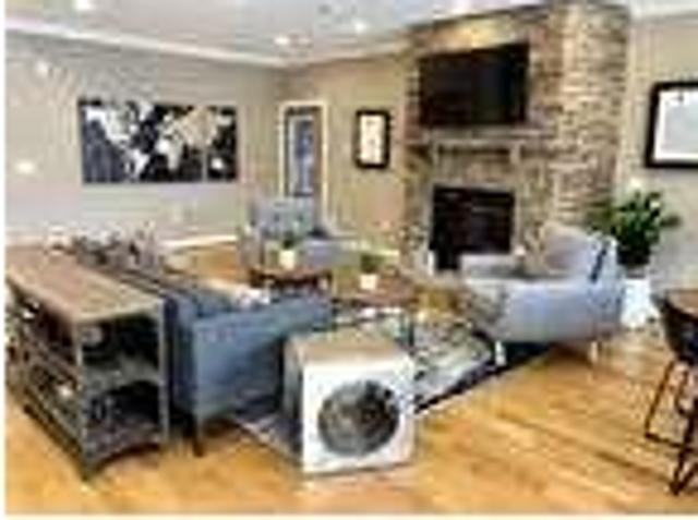 Wonderful 2Bd 2Ba Available