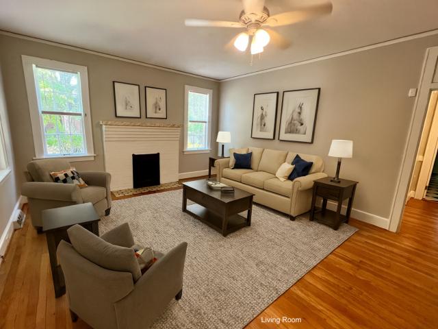 Wonderful and Spacious Melrose Heights Duplex