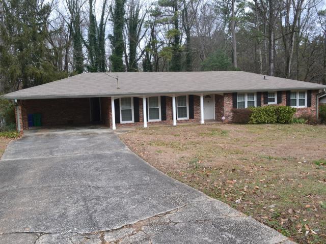 Wonderful Evergreen Hills Community 3 Bed 2 bath Large Lot Single Family Rental