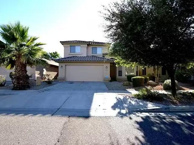 Wonderful four bedroom 2.5 home in the highly desirable Wildca.