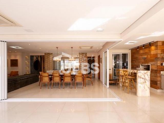 Wonderful Residence Apartamento 4 quartos, sendo 4 suítes