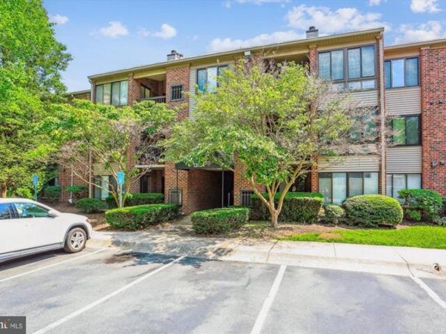 Wonderland Way Unit, Germantown, Condo For Sale