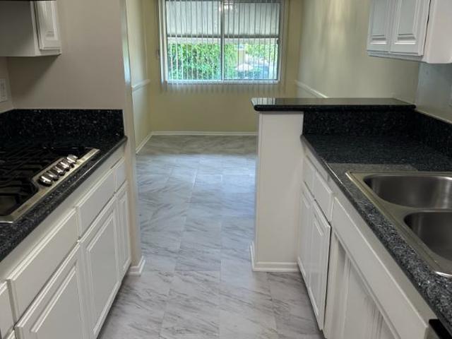 Woo_hoo! 1BR Apartment North Hollywood Available n