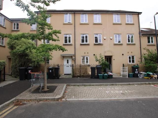 Wood Mead, Cheswick Village, Bristol BS16, 4 bed terraced house to rent, £2,800 pcm | PrimeLocation