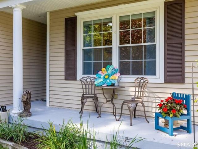 Wood Acres Rd, Hebron, Home For Sale