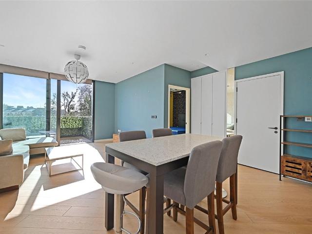 Wood Crescent, London W12, 1 bed flat to rent, £3,000 pcm | PrimeLocation