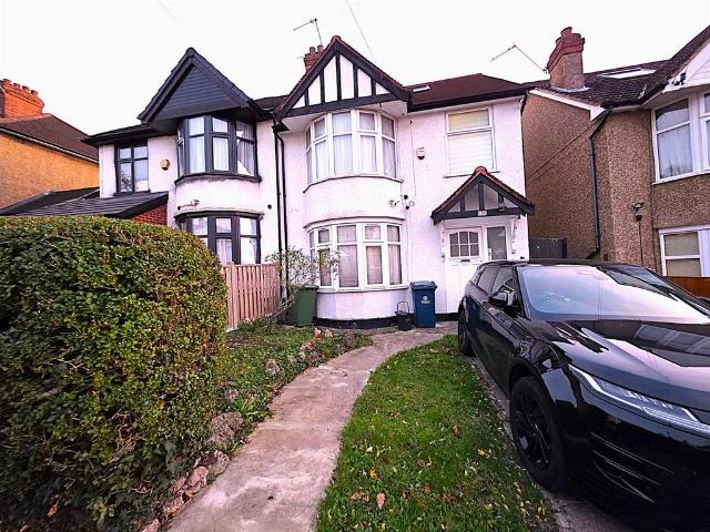 Wood End Avenue, Harrow 1 bed house to rent £1,499 pcm £346 pw