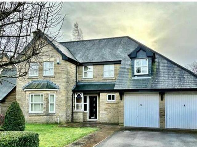 Wood End Close, Skircoat Green, 4 Bedroom Detached