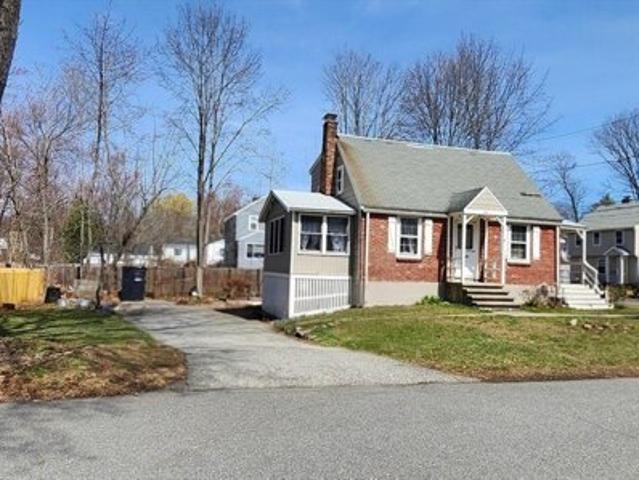 Wood End Ln, Reading, Home For Sale