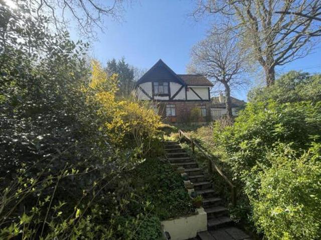 Wood Lane, Bournemouth, 3 Bedroom Detached
