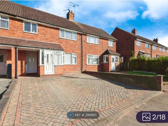 Wood Lane, Birmingham B32, 3 bed terraced house to rent, £1,200 pcm | PrimeLocation
