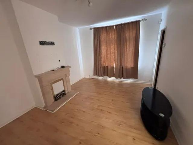Wood Lane, Dagenham, RM83NR, Property for rent
