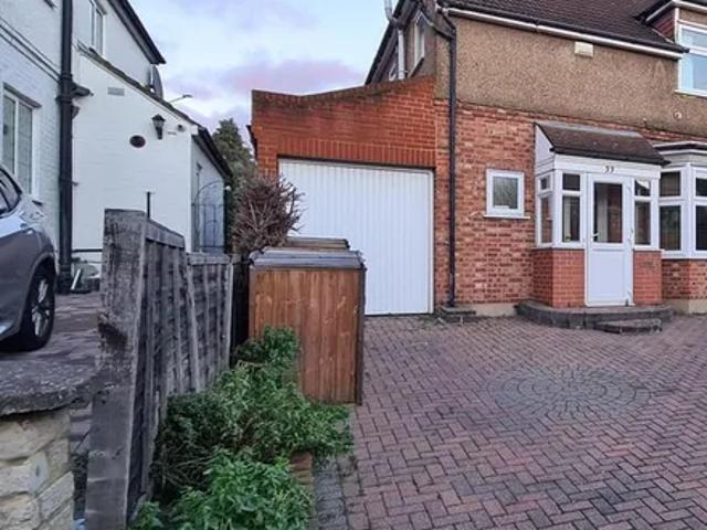 Wood Lane, London, TW7 5ED, United Kingdom | 3 bed duplex for rent #167244895 | Rentberry