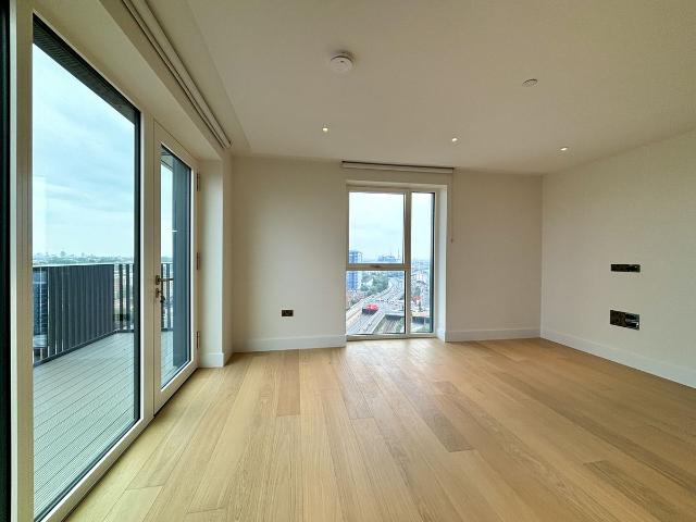 Wood Lane, London W12, 1 bed flat to rent, £3,000 pcm | PrimeLocation