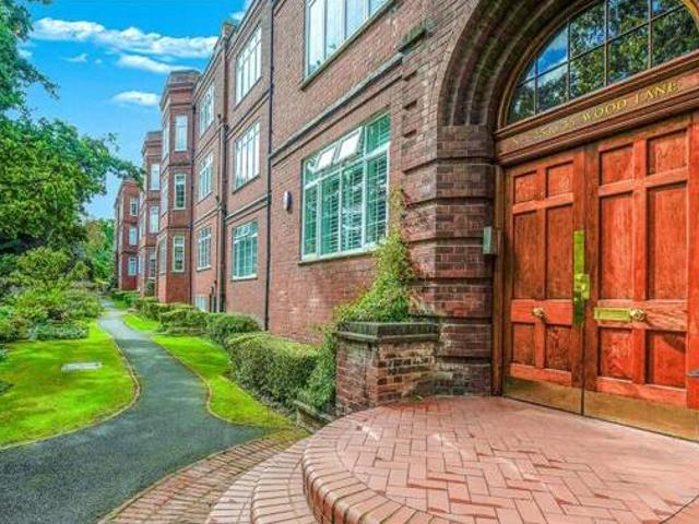 Wood Lane, London, 3 Bedroom Apartment