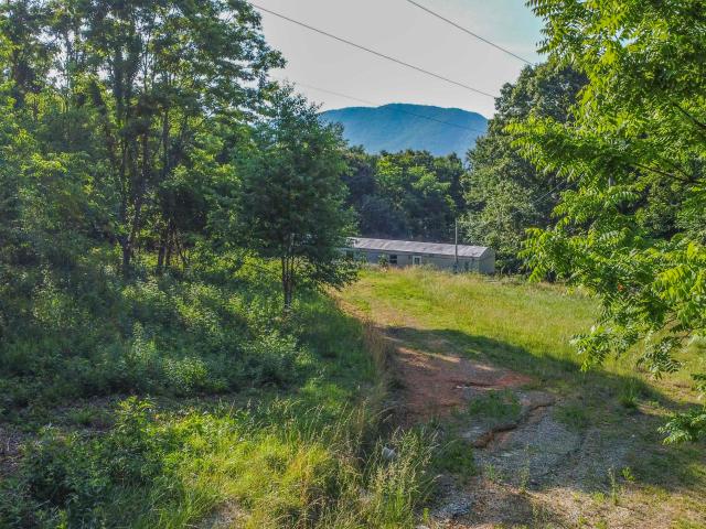 Wood Lane, Luttrell, TN 37779