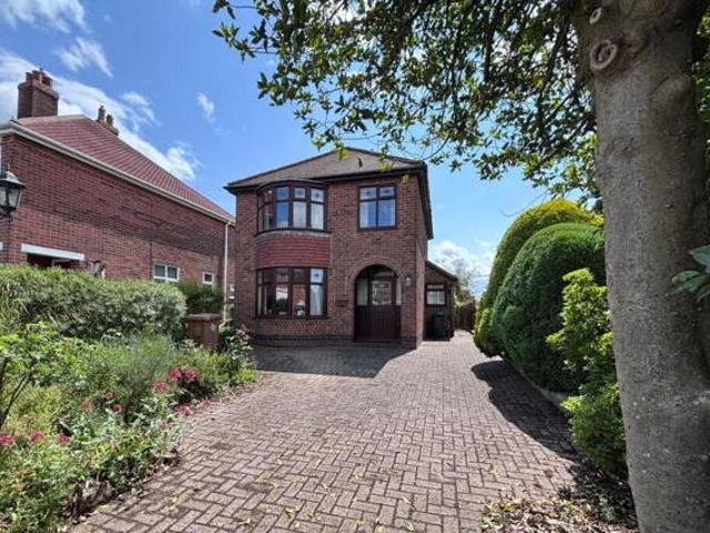 Wood Lane, Newhall, 3 Bedroom Detached