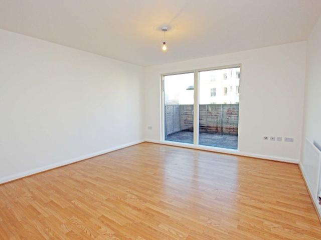 Wood Lane, Shepherds Bush W12, 1 bed flat to rent, £1,798 pcm | PrimeLocation