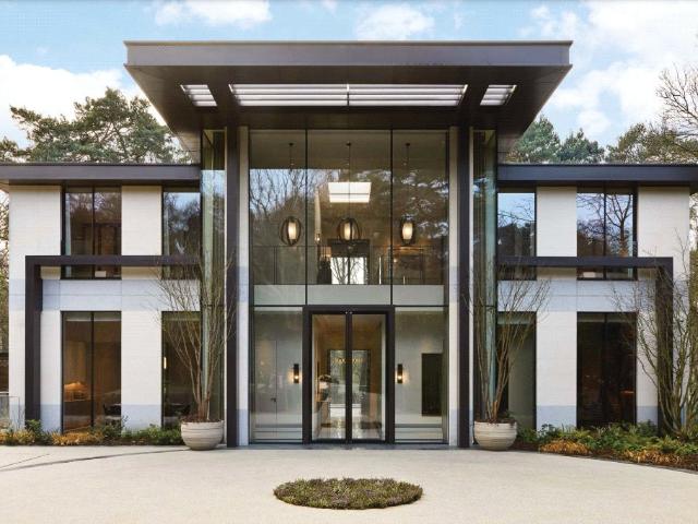 wood lane, st george’s hill – oig real estate