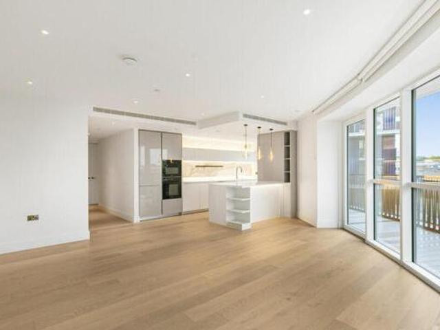 Wood Lane, White City, 2 Bedroom Apartment