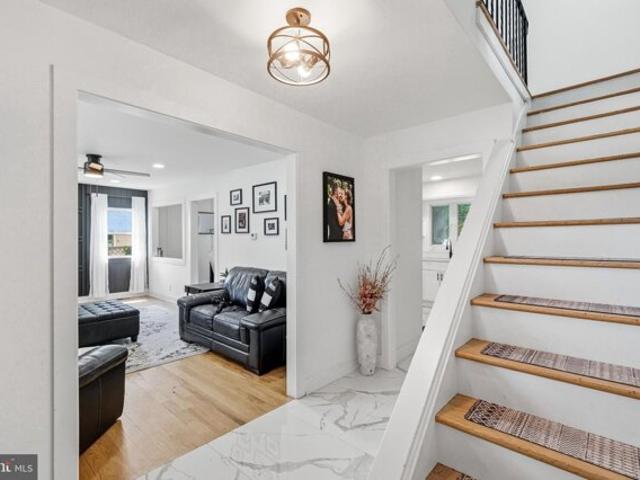 Wood Ln, Cinnaminson, Home For Sale