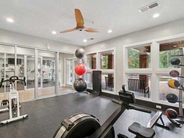 Wood Pointe Apartment Homes 2 Bedroom Apartment for Rent at 1001 Burnt Hickory Rd Nw, Marietta, GA 30064