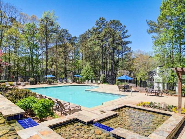 Wood Pointe Apartment Homes 2 Bedroom Apartment for Rent at 1001 Burnt Hickory Rd Nw, Marietta, GA 30064