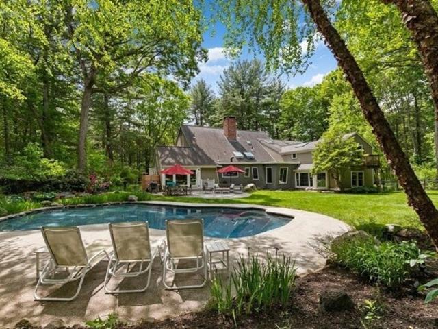 Wood Ridge Rd, Weston, Home For Sale