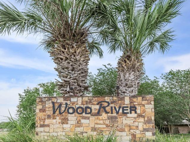 Wood River Apartments 3 Bedroom Apartment for Rent at 4021 Wood River Dr, Corpus Christi, TX 78410 Calallen
