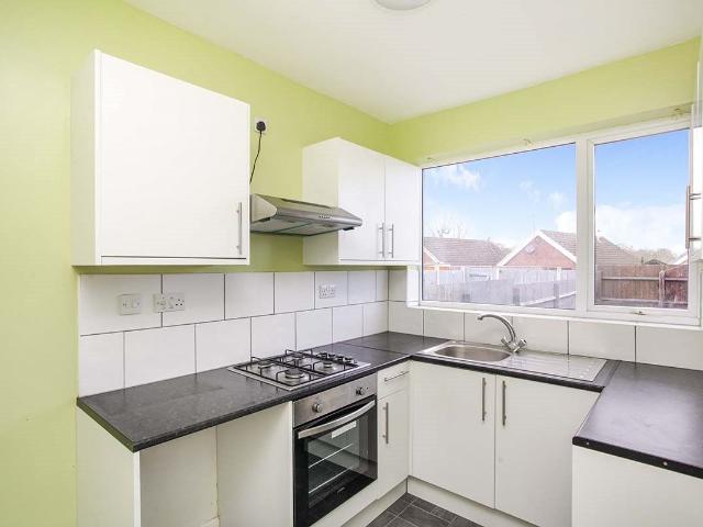 Wood Street, Bedworth, Warwickshire CV12, 2 bed terraced house to rent, £850 pcm | PrimeLocation