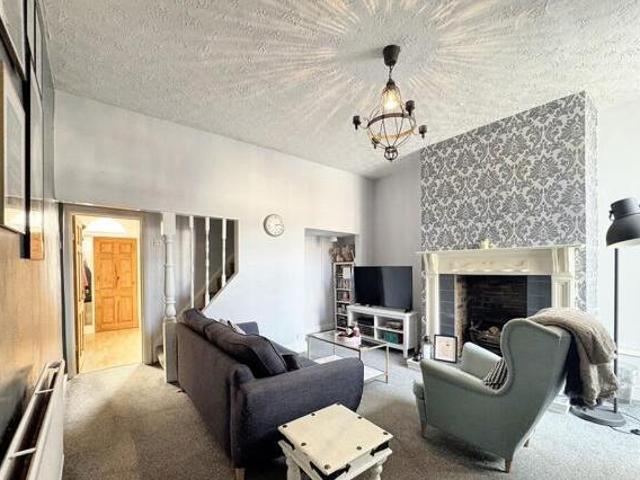 Wood Street, Bury, 2 Bedroom Terraced