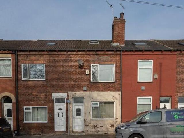 Wood Street, Castleford, 2 Bedroom Terraced